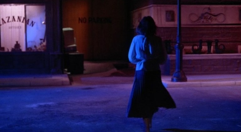 Horror Scenes That I Love: Irene Miracle Takes A Fateful Swim in Dario ...